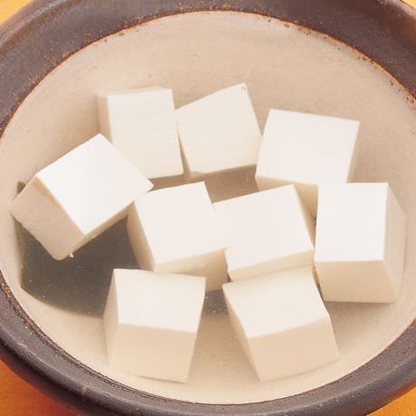 【食べ物の雑学】湯豆腐に昆布を敷く正しい理由 | GakuSha